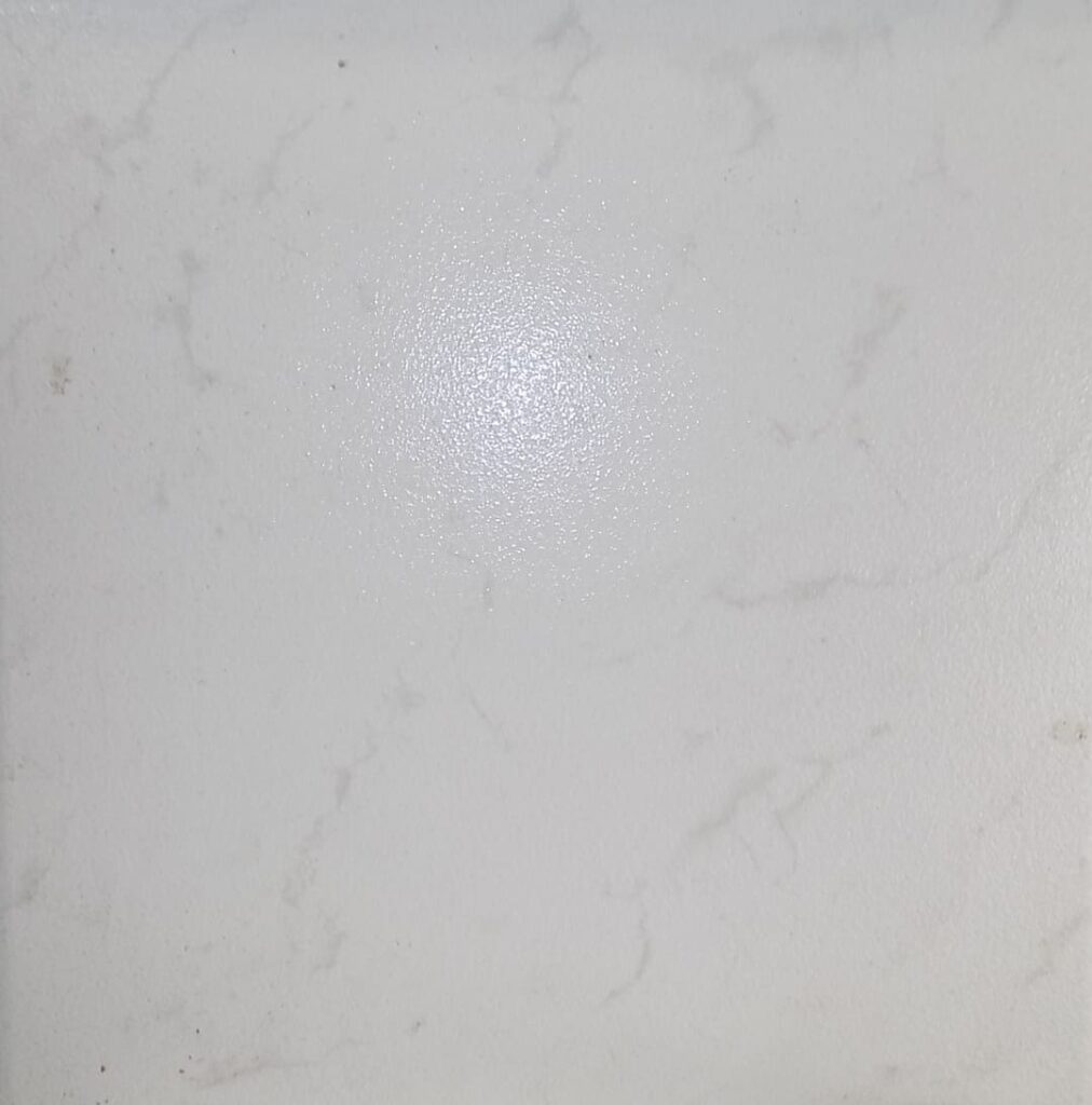 Piso Gyotoku 31 x31 – Ref.: Luna Fine White – Restos dos Azulejos